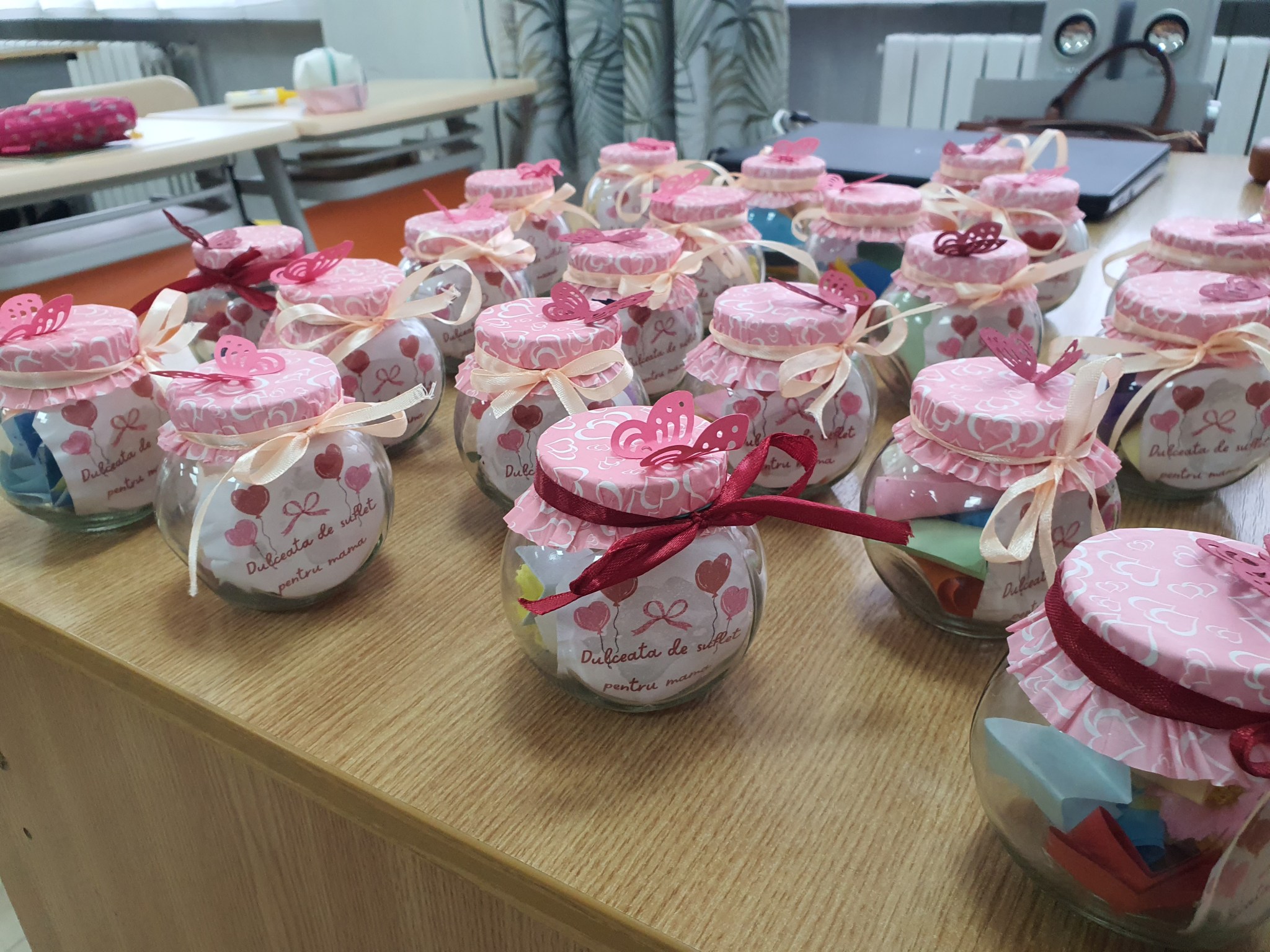 Borcanul cu dulceață pentru suflet 🌸 – Poveștile clasei mele